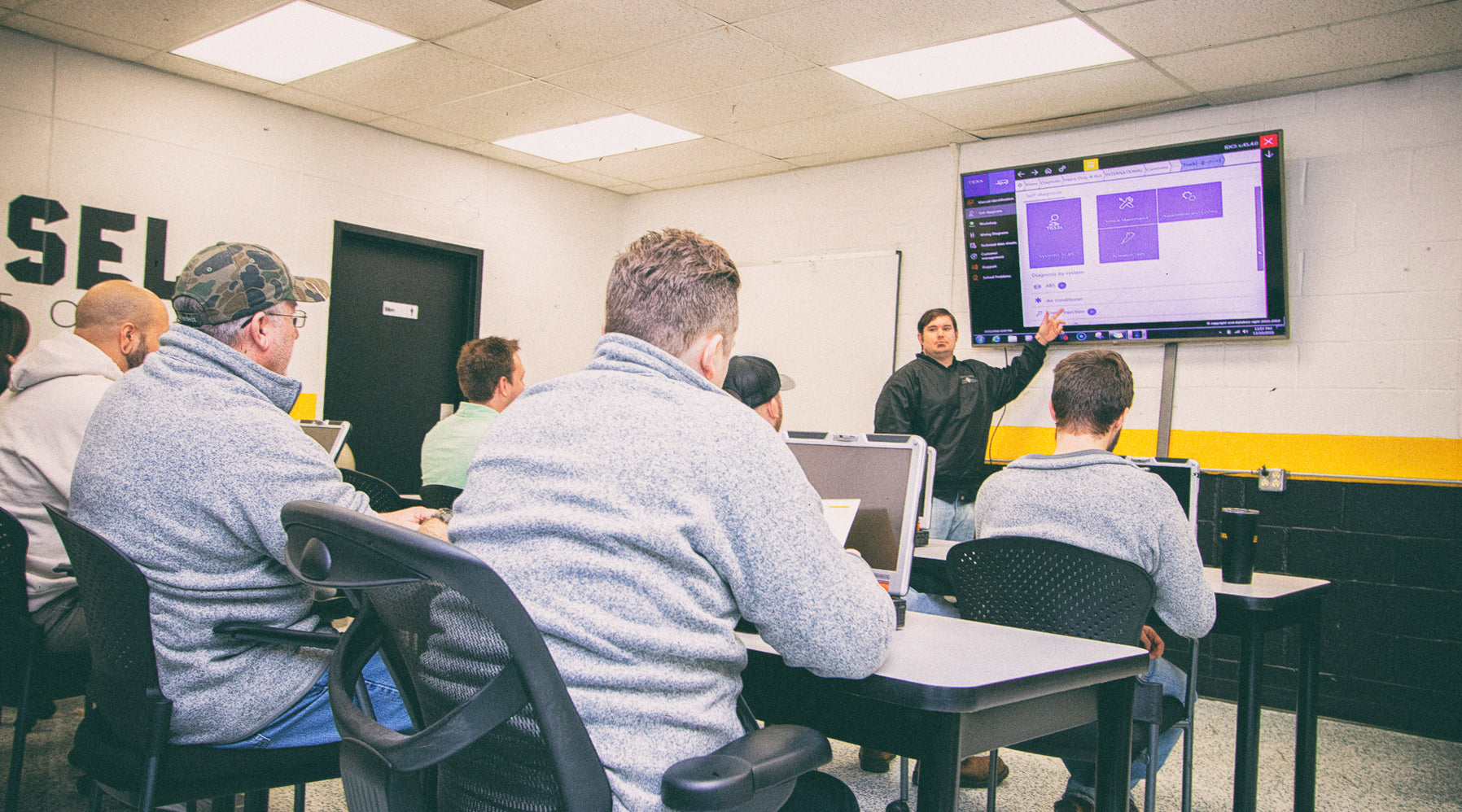 Diesel Diagnostics Software for Commercial Trucks — Diesel Laptops